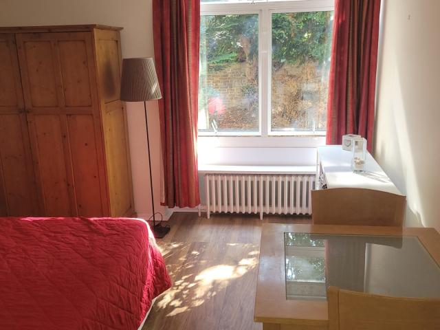 Modern Studio Flat to Let in the Heart of Pimlico