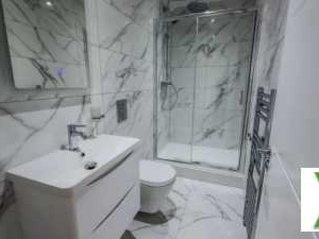 Modern Studio Flat to rent in Northfield Avenue, Ealing, W5