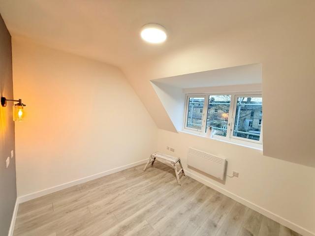 Modern Studio Flat to Rent on Lea Bridge Road, E5