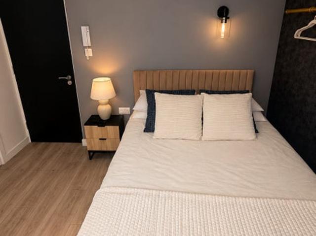 Modern Studio Flat to Rent on Lea Bridge Road, E5