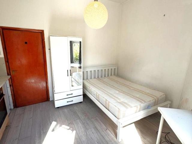 Modern Studio for Rent in Vibrant Finsbury Park