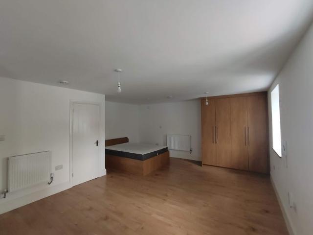 Modern Studio Halesowen Road, Cradley Heath, B64