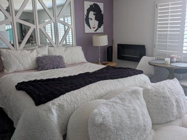 Modern Studio RetreatPrivate Entrance&Top Tier Am