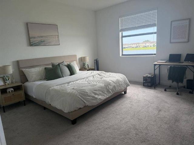 Modern Private Room in Cutler Bay