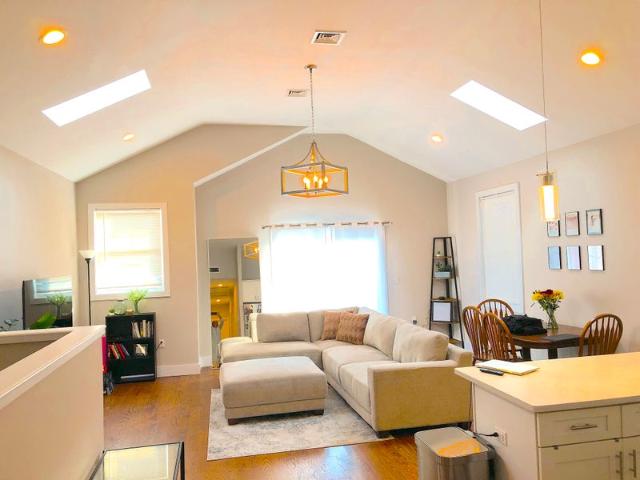 Modern Private Room in Jersey City Heights, no fee
