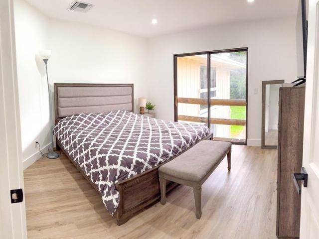 Modern Private Room in Quiet Jupiter Farms Home