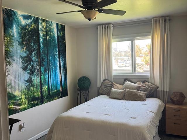 Modern Private Room, September 30 available!
