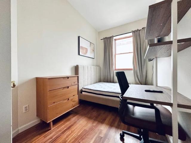 Modern Putnam Ave Apartment near Manhattan