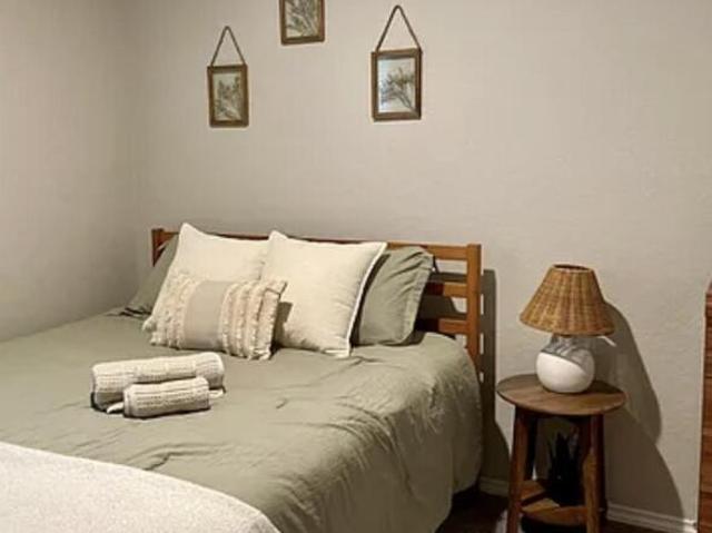 Modern Queen Rooms in New Home | All Bills Paid + Smart Locks