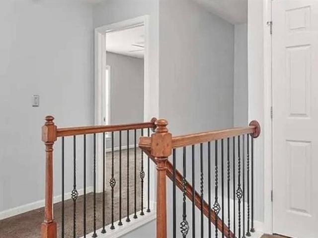 Modern Room 10 Mins from Airport