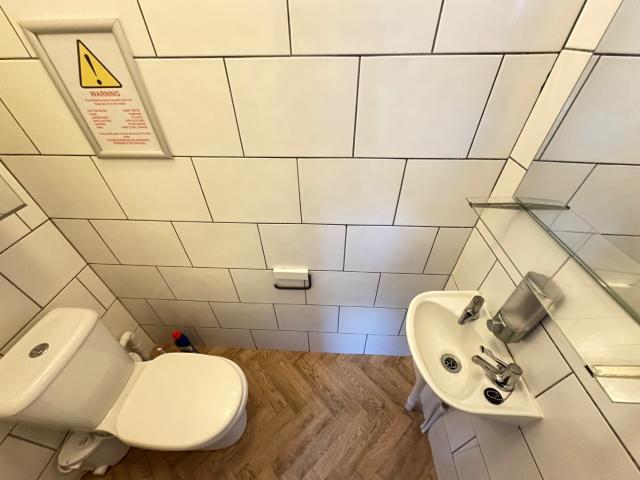 Modern Room in Park Street, Luton All Bills Included, Town Centre Location