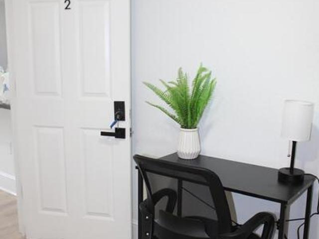 Modern Room Rentals in Newly Renovated Home 225 North Clara Ave, Deland, FL