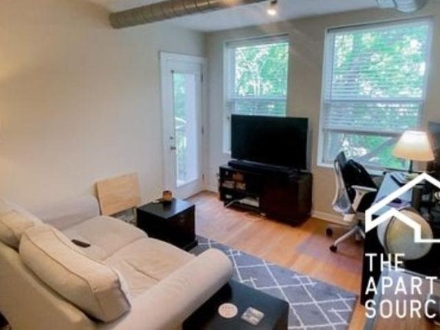 Modern Ravenswood _bed for Rent