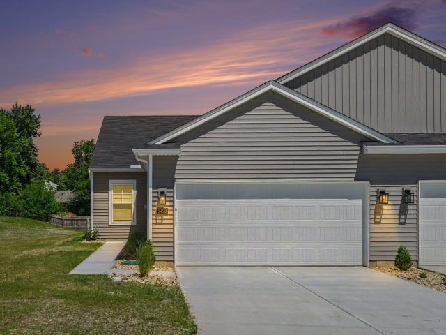 Modern Retreat | Brand New 2BR, 2BA Duplex