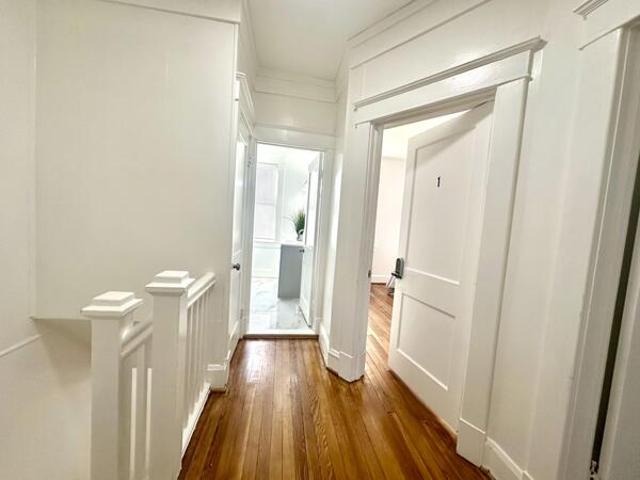 Modern Renovated Nature Views Quiet Comfortable Cozy Rooms Transit Nearby Peaceful Living Work Friendly Relaxing Atmosphere Available Now