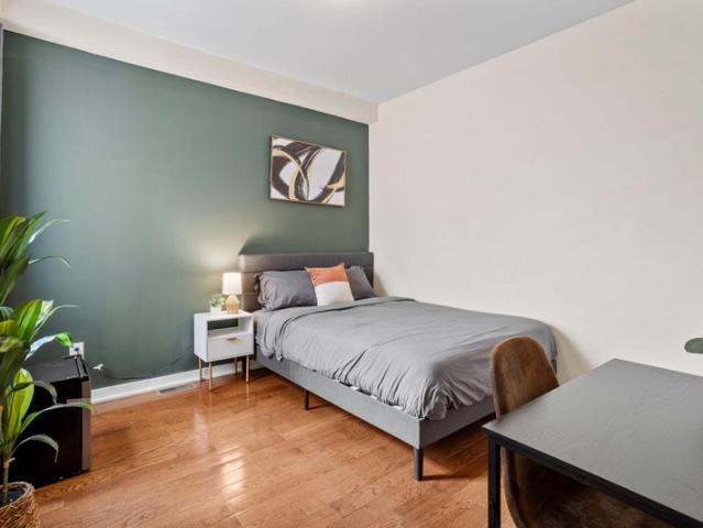 Modern Renovated Rooms | All Utilities + WiFi Inc
