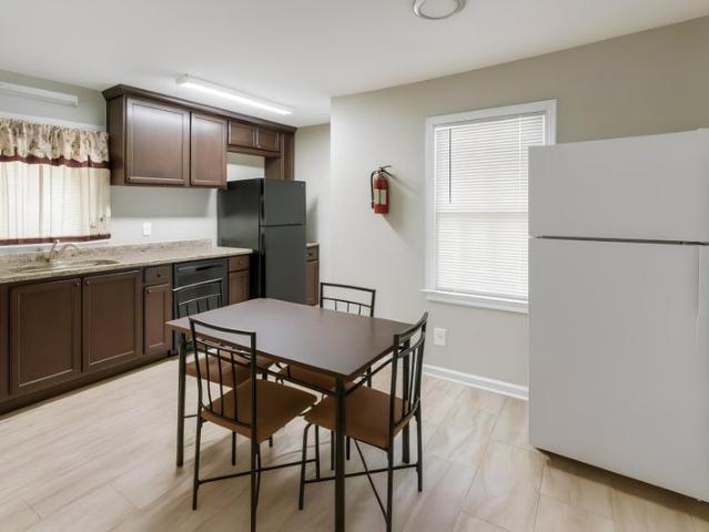Modern Riverdale home with TOP HOST