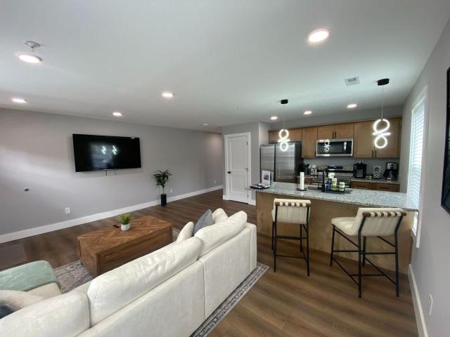 Modern Townhomes Near UTK | 2–6 Bedroom Floor Plans + Rooftop Patios 2 Bedroom Home for Rent at 2209 Highland Ave, Knoxville, TN 37916 Fort Sanders
