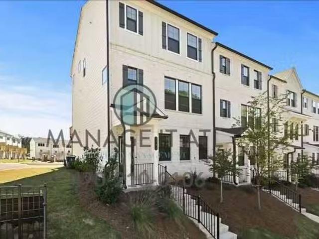 Modern three story townhome residence in Lawrenceville 2701 H.