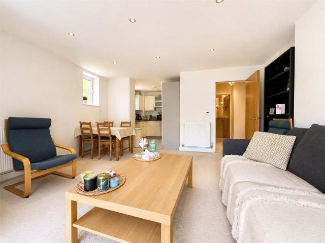 Modern two bedroom apartment with balcony and underground parking situated in a quiet and popular location off Chilbolton Avenue