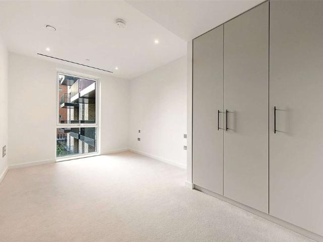 Modern two bedroom two bathroom apartment with direct access to a balcony