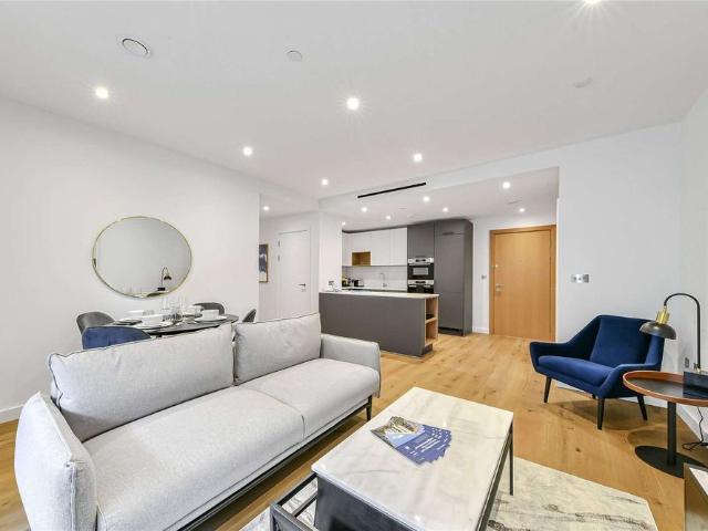 Modern two bedroom two bathroom apartment with direct access to a private balcony