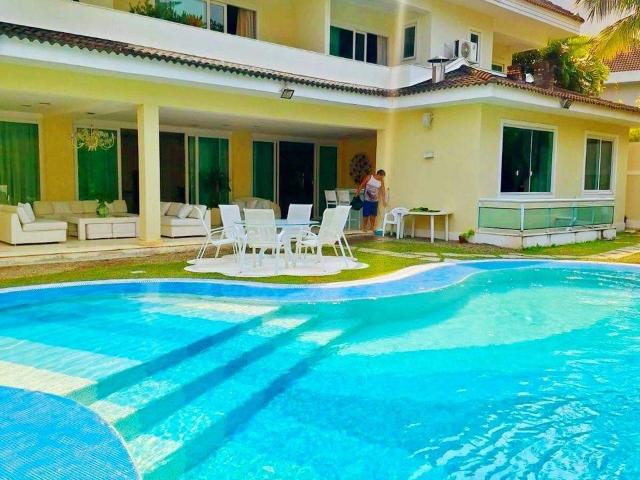 MODERNA MANSÃO 5 SUÍTES, ELEVADOR, SAUNA, PISCINA TEMPORADA OU ANUAL