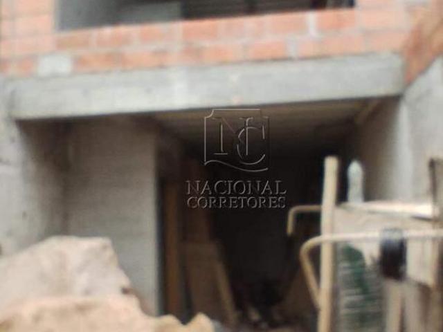 Moderna casa em construção à venda na Vila Lucinda com área gourmet e pé direito duplo