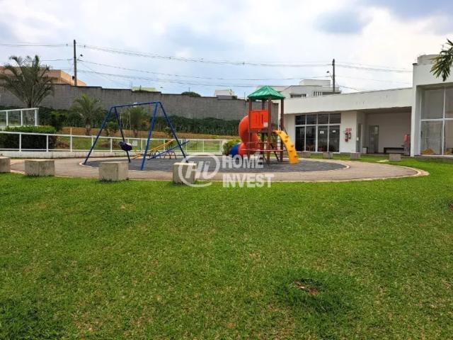 Moderna Casa Térrea em Condomínio Fechado