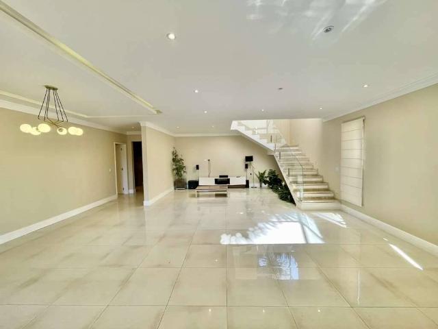 Moderna, linda, impecável, 3 sts, gourmet e vista!.