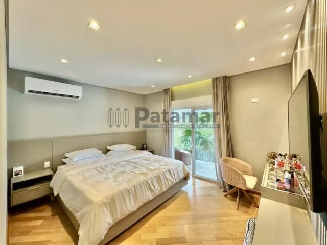 MODERNA, 4 suítes, piscina, salão festas gourmet!
