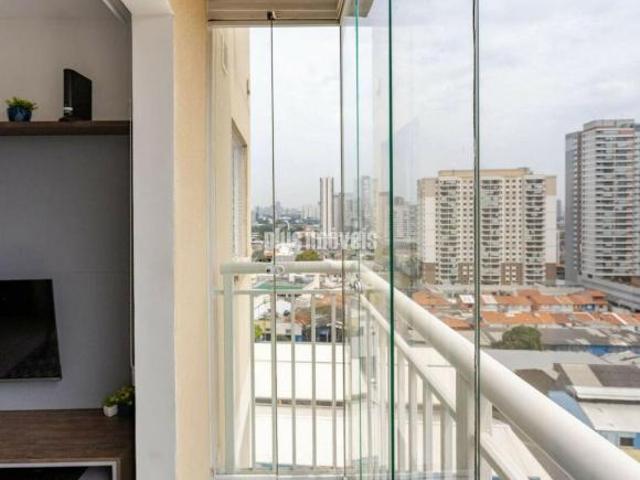 Modernidade e Praticidade na Barra Funda | 2 Dorms, 34m² e Totalmente Mobiliado