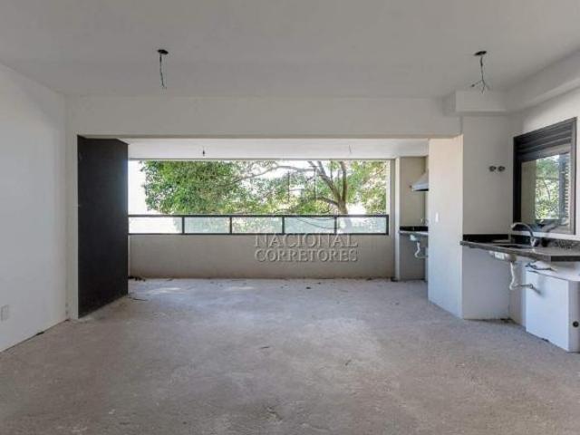 Moderno apartamento à venda no Residencial Roriz na Vila Assunção, novo, com laz