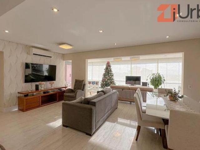 Moderno e aconchegante apartamento à venda com 134m², 3 suítes, 2 vagas na Lapa