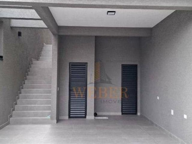 Moderno Sobrado com Infraestrutura Completa e Acabamento de Alto Padrão