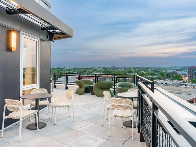 Modera H Street 1 Bedroom Apartment for Rent at 1700 H St Ne, Washington, DC 20002 Trinidad Langston