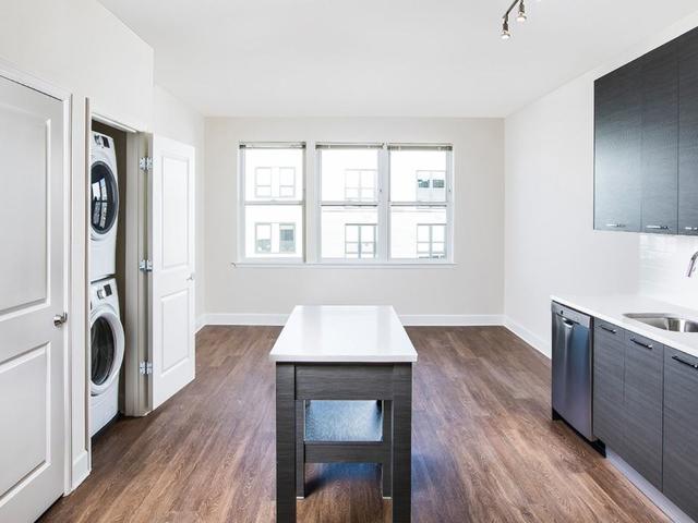Modera Mosaic 2 Bedroom Apartment for Rent at 2920 District Ave, Merrifield, VA 22031 Merrifield