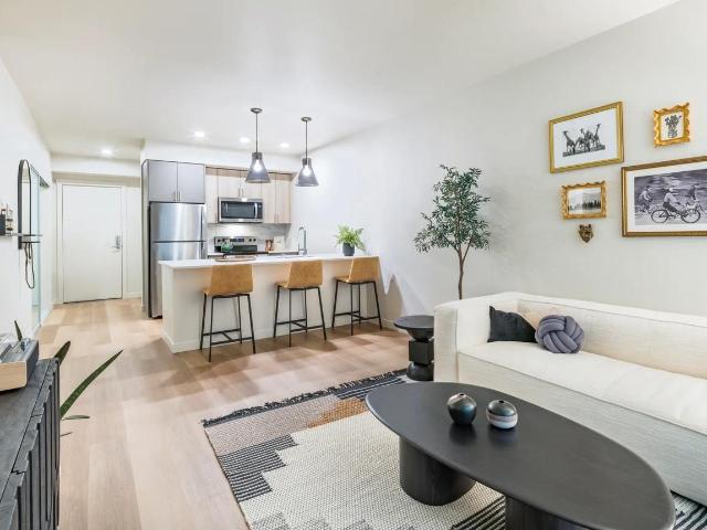 Modera Northgate 2 Bedroom Apartment for Rent at 10631 8th Ave Ne, Seattle, WA 98125 Maple Leaf