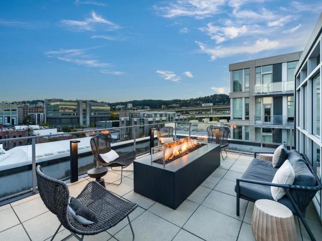 Modera Pearl Studio Apartment for Rent at 1481 Nw 13th Ave, Portland, OR 97209 Pearl