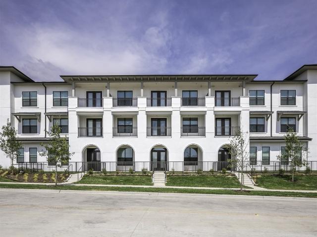Modera Walsh 1 Bedroom Apartment for Rent at 13250 Highland Hills Dr, Aledo, TX 76008