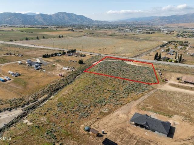 Modoc Ave, Tehachapi, CA 93561
