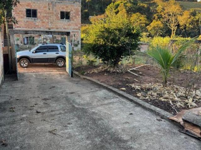 MOEDA, CASA 3 QUARTOS,QUINTAL, FOGÃO A LENHA