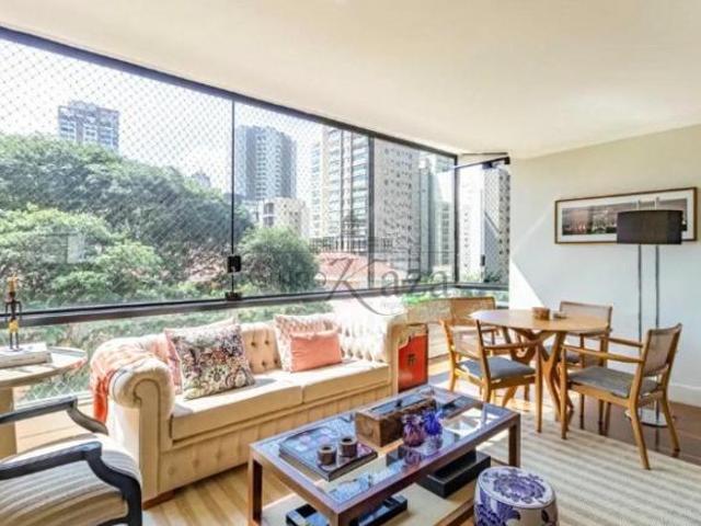 Moema 4 Dormitórios 300m² 4 Grs