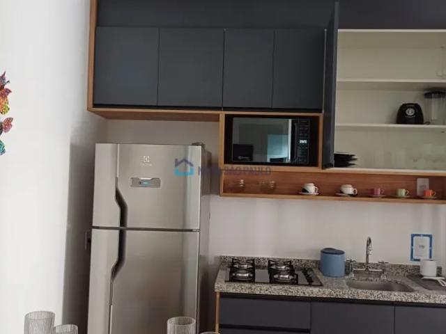 Moema / 01 dorm / novo / 30 metros /mobiliado