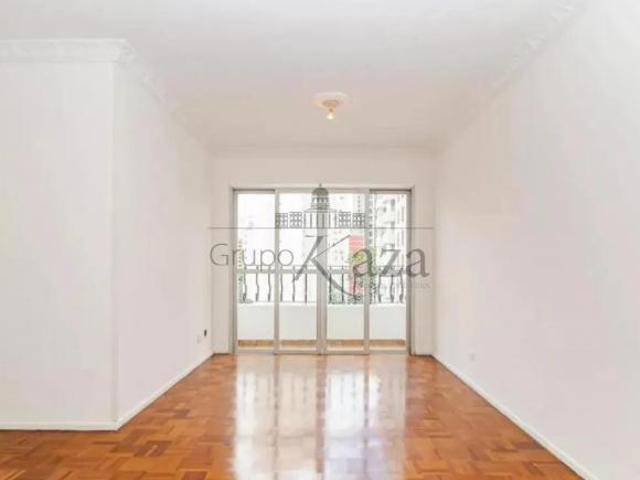 Moema 2 Dormitórios 87m²