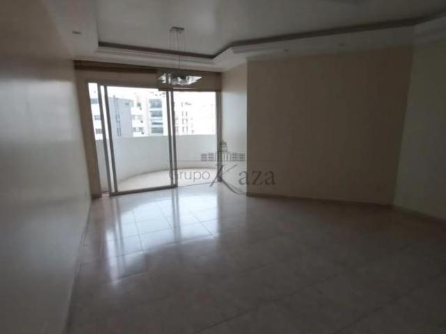 Moema 3 Dormitórios 117m². 2 Grs R$ 1.490.000