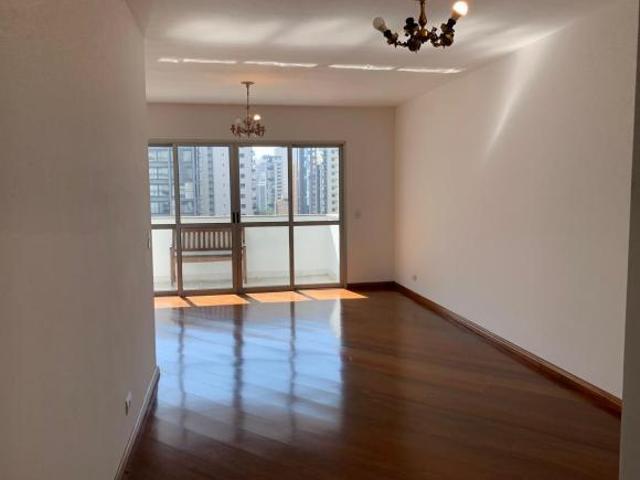 Moema Apartamento 04 suítes Venda / Locação
