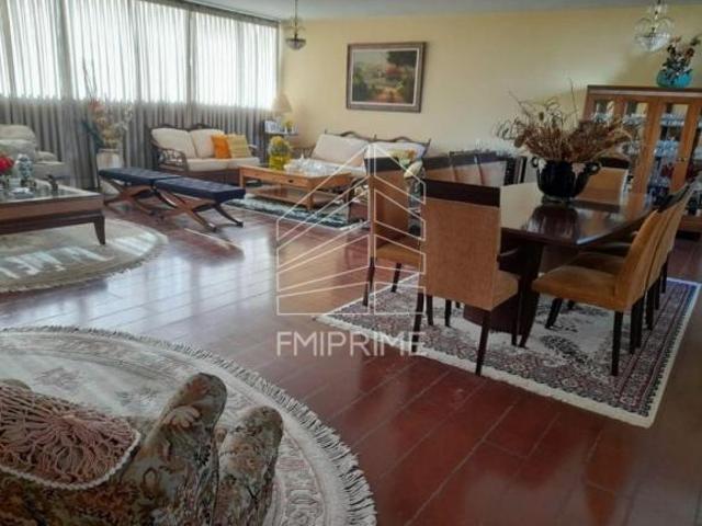 Moema apartamento 3 salas 4 suítes, 6 banheiros 4 vagas depósito
