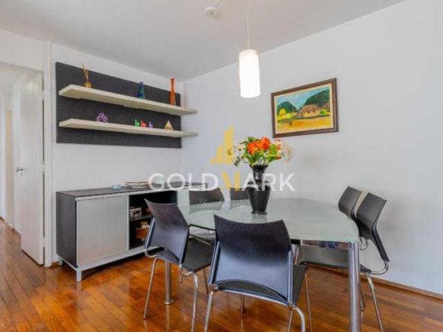 Moema Apartamento à Venda 93m², 3 dormitórios 1 suíte reformado iluminado, R$1.100.000,00