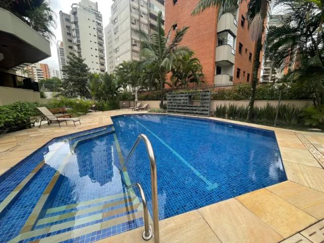 Moema com quadra de tenis. Excelencia em apartamento 1 por andar